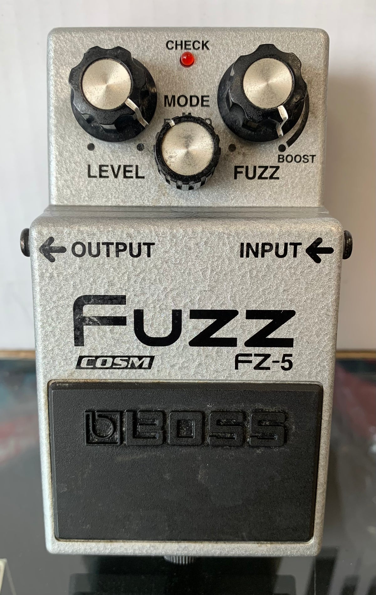 USED AND TESTED BOSS FZ-5 FUZZ PEDAL — L.A. Music