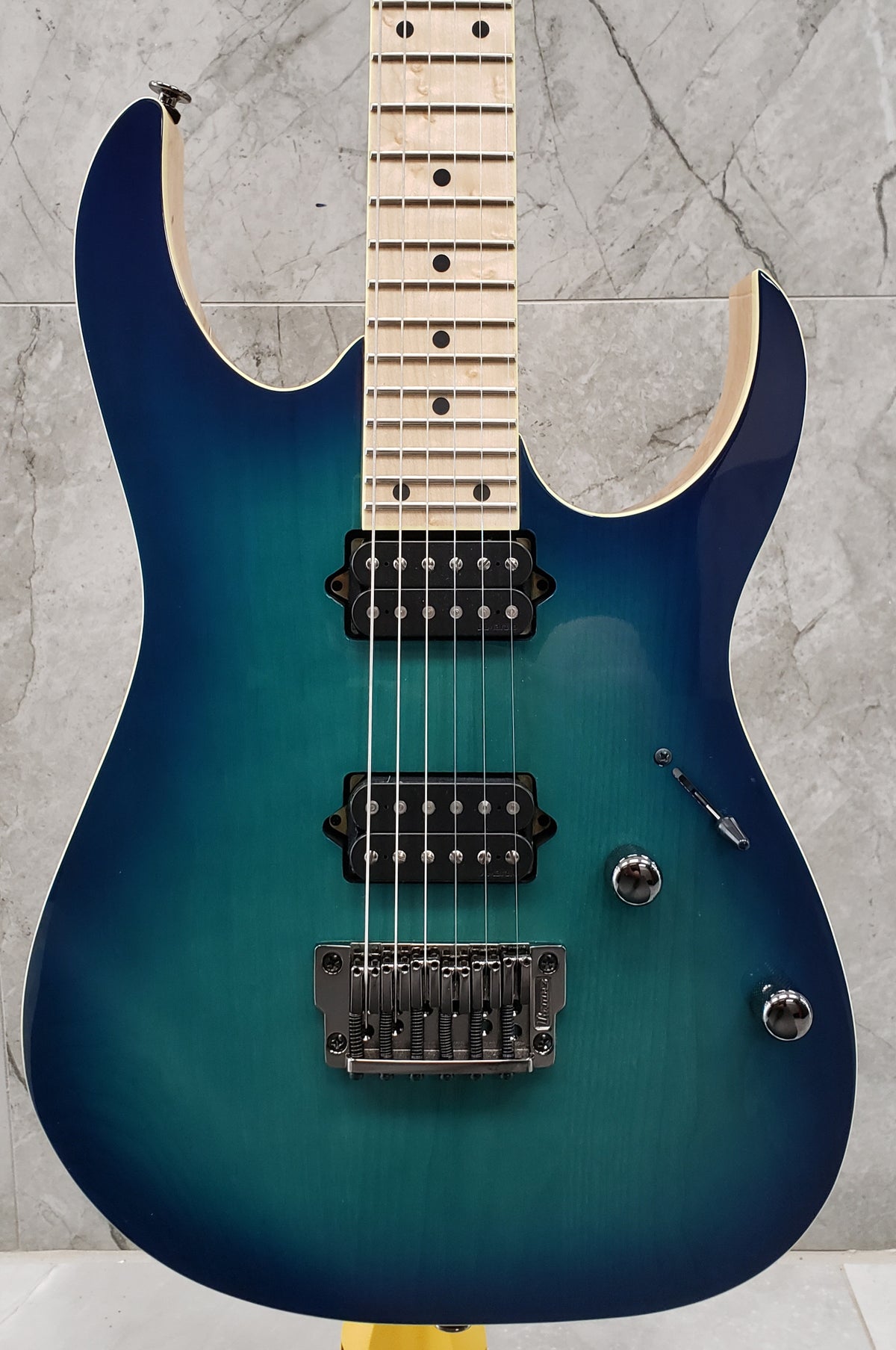 Ibanez RG652 AHMFX-NGB RG Prestige Fixed Bridge Nebula Green Burst RG6 ...